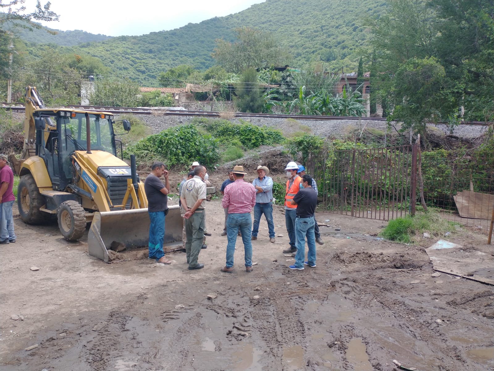 Gobierno del Estado, de Tala y Ferromex, trabajan en el retiro de ...